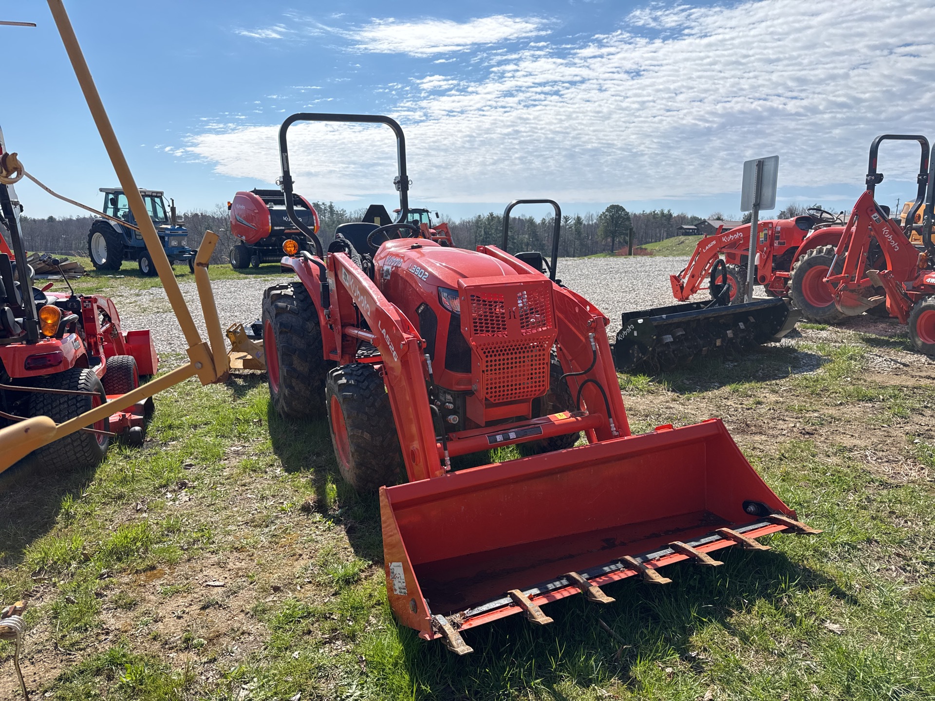 2024 Kubota L3902HST 4WD Utility Tractor (Inoperable) - Titan Tractors